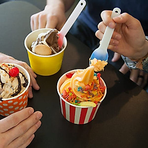 [25 Count] XL Color Changing Plastic Spoons - Changes Orange To Red - Changes Color When Cold! Perfect for Halloween! Frozen Dessert Supplies