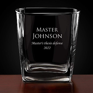 Maverton Whiskey carafe + 6 glasses with engraving - 23 fl oz. classical spirits decanter for her - 10 fl oz glasses for women - Whisky set - For Birthday - Personalized glassware - Master