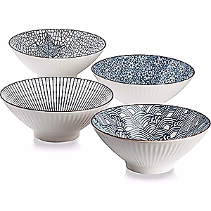 QINLANG 38 oz Japanese Ramen Bowls, Cereal Bowls, Soup Bowls, Pho Bowls, Noodle Bowls, Blue and White Ceramic Bowls Set of 4, 8 inches