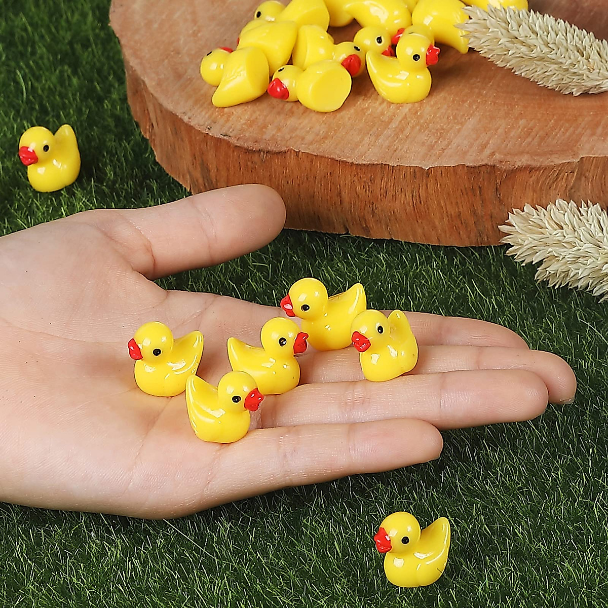 JIUZHU 220 Pcs Mini Resin Duck Christmas Miniature Figure Landscape Aquarium DIY Birthday Party Decoration Bonsai Interior Decoration Fairy Hide and Seek Prank