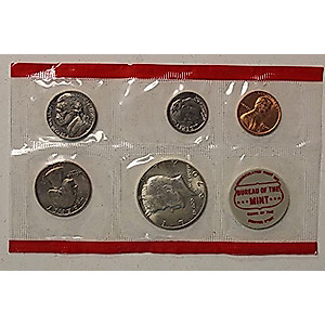1970 United States Mint Uncirculated Coin Set in Original Government Packaging