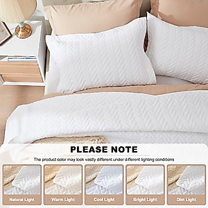 GRT White Quilt Set King Size with Pillow Shams - Lightweight Quilt Reversible Modern Style Bedspread Coverlet Set Rectangle Pattern - Soft Microfiber Quilt Bedding Set for All Season