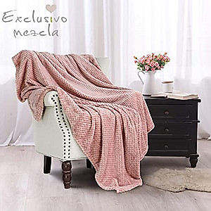 Exclusivo Mezcla Waffle Textured Extra Large Fleece Blanket, Super Soft and Warm Throw Blanket for Couch, Sofa and Bed (Dusty Pink, 50x70 inches)-Cozy, Fuzzy and Lightweight