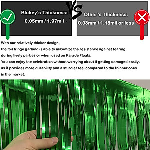 Blukey 10 Feet Long Green Parade Floats Skirting Decorations- Pack of 1 | Metallic Foil Fringe Garland | Ideal for Parade Floats, Bridal Shower, Wedding, Birthday | Wall Hanging Tassle Banner