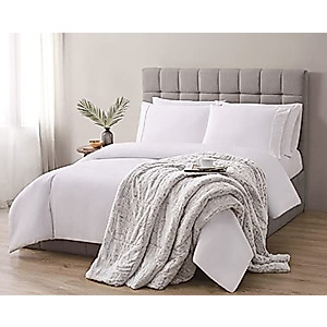 Christian Siriano - Luxurious Snow Leopard Fur Filled Grey Throw (60" x 70") - Gift Box Included - Perfect for Gifting Friends & Family