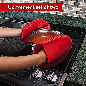 Kitchen Silicone Pot Holders - Flexible & Durable Oven Hotpads - Cooking Accessories with Pocket are Healthier, No Nasty Things Will Grow Inside or Out (Red, 1 Pair)