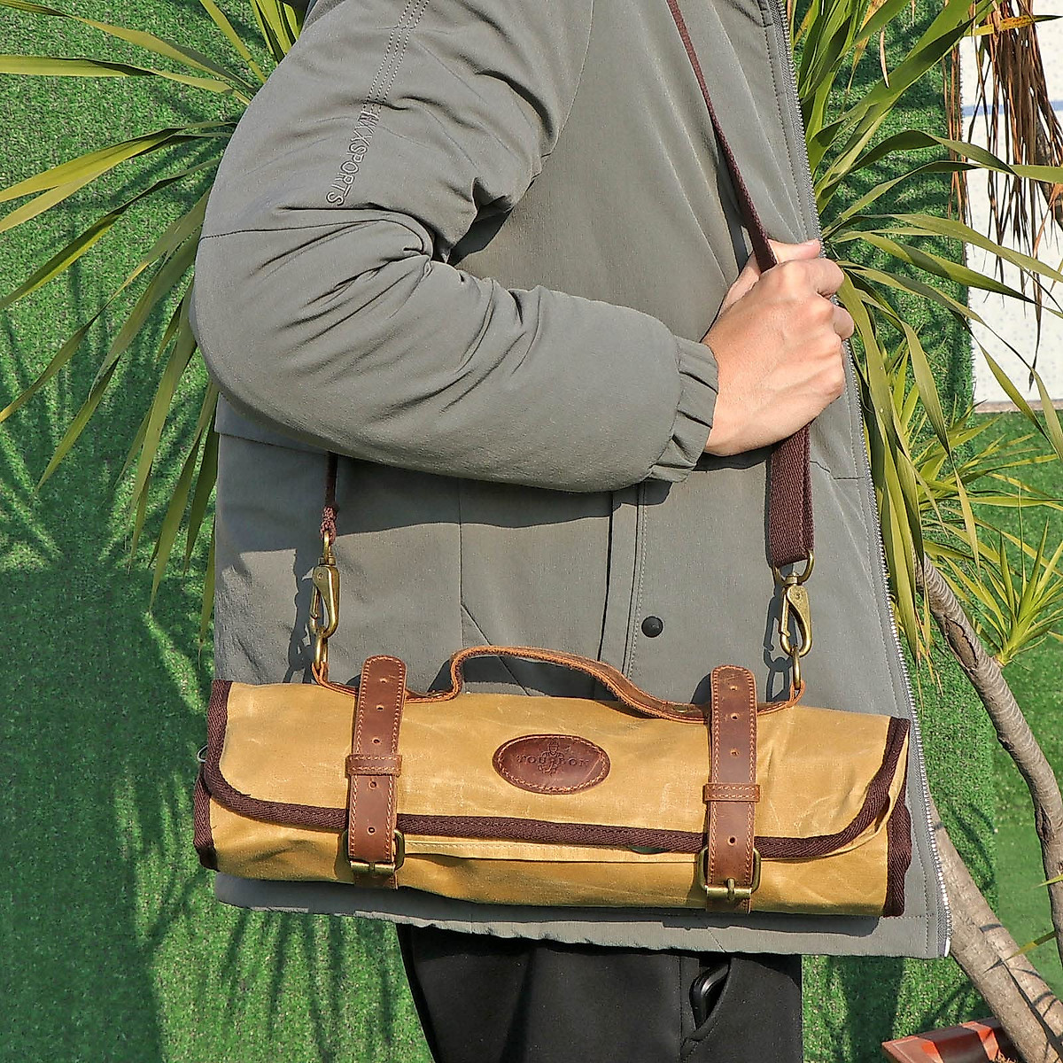 TOURBON Waxed Canvas Chef Knife Set Holder with 23 Slots and Zipper Pouch, Knives Roll Storage Bag with Removable Shoulder Strap and Leather Handle Strap