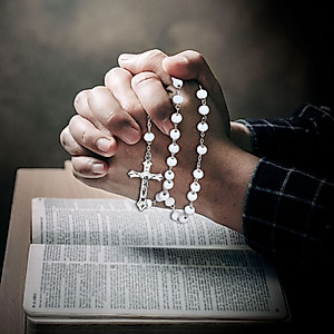 Brilucky 24 PCS White Rosary Beads Bulk For Baptism Favors,Lady Guadalupe Rosarios Catolicos First Communion Favors For Guests,Rosary Beads Necklace Gifts For Christian Baby Shower Quinceanera Party