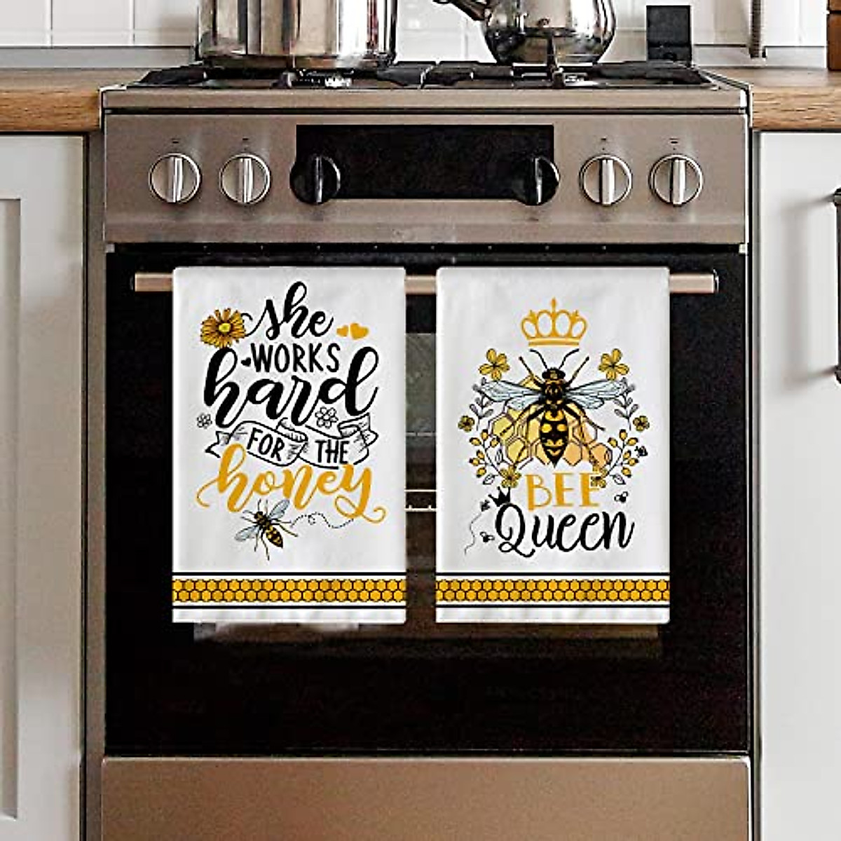 Hexagram Bee Kitchen Towels Set of 4, Bee Hand Towels for Kitchen Housewarming Farmhouse Kitchen Gifts, Bee Gifts for Women…