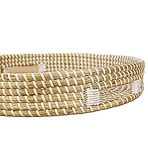 Natural Seagrass Woven Basket Round Serving Tray with Handles Coffee Table Tray Hand Woven Storage Basket for Fruit, Tea, Bread, Breakfast, Drinks, Snack Woven Tray (White Round Tray)