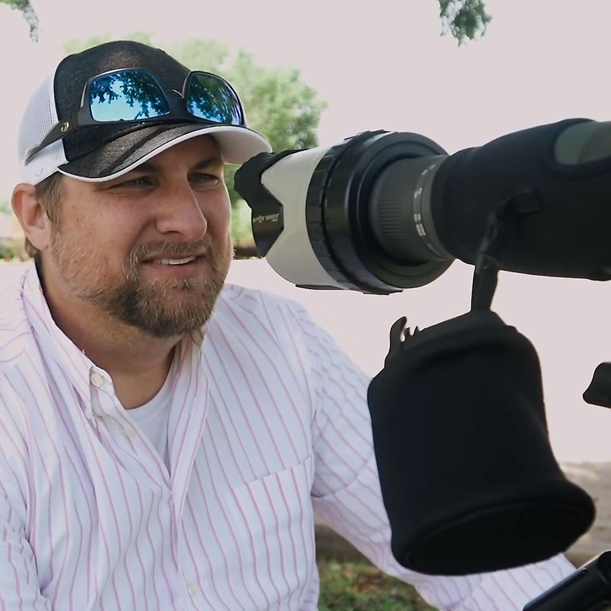 SME Spot Shot Shooting Universal Adjustable Wireless Live Streaming HD Video Wi-Fi Spotting Scope Camera with LCD Screen Carry Pouch Included