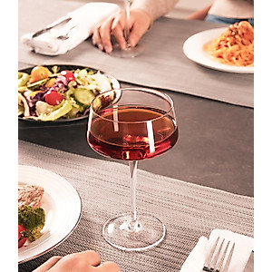 Coupe Glasses Set of 4, Martini Glasses Hand-Blown Premium Crystal Cocktail Glass for Manhattan, Margarita, Espresso Martini, Home Bar, Dinner Party, Birthdays, Housewarming Gift, 8oz Clear