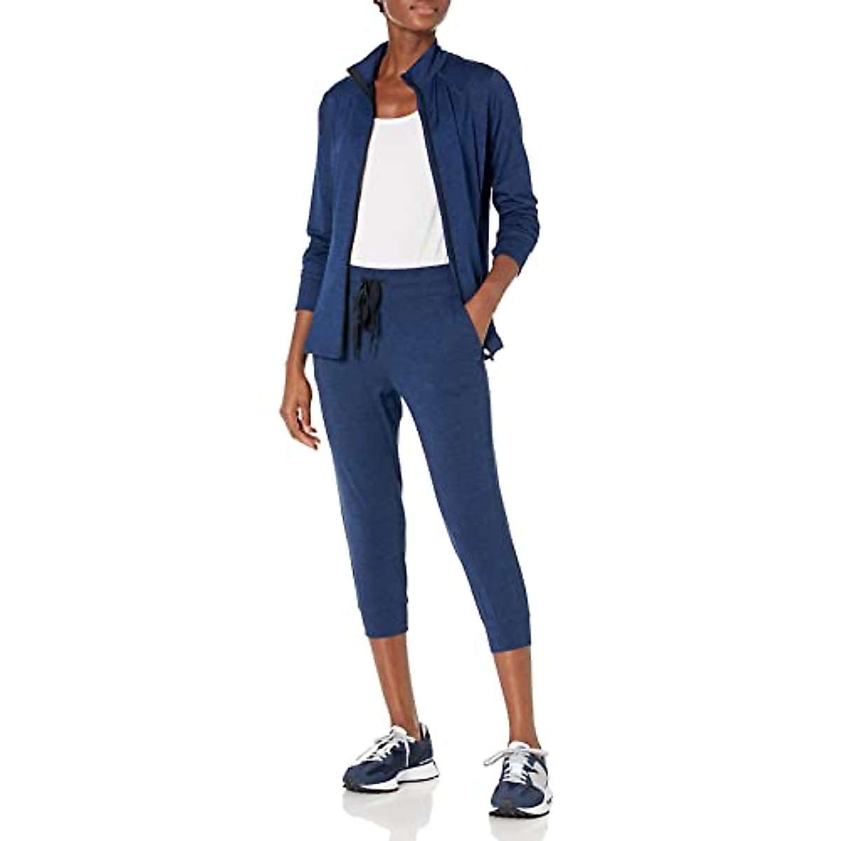 Amazon Essentials Women's Brushed Tech Stretch Crop Jogger Pant (Available in Plus Size), Navy Space Dye, Large