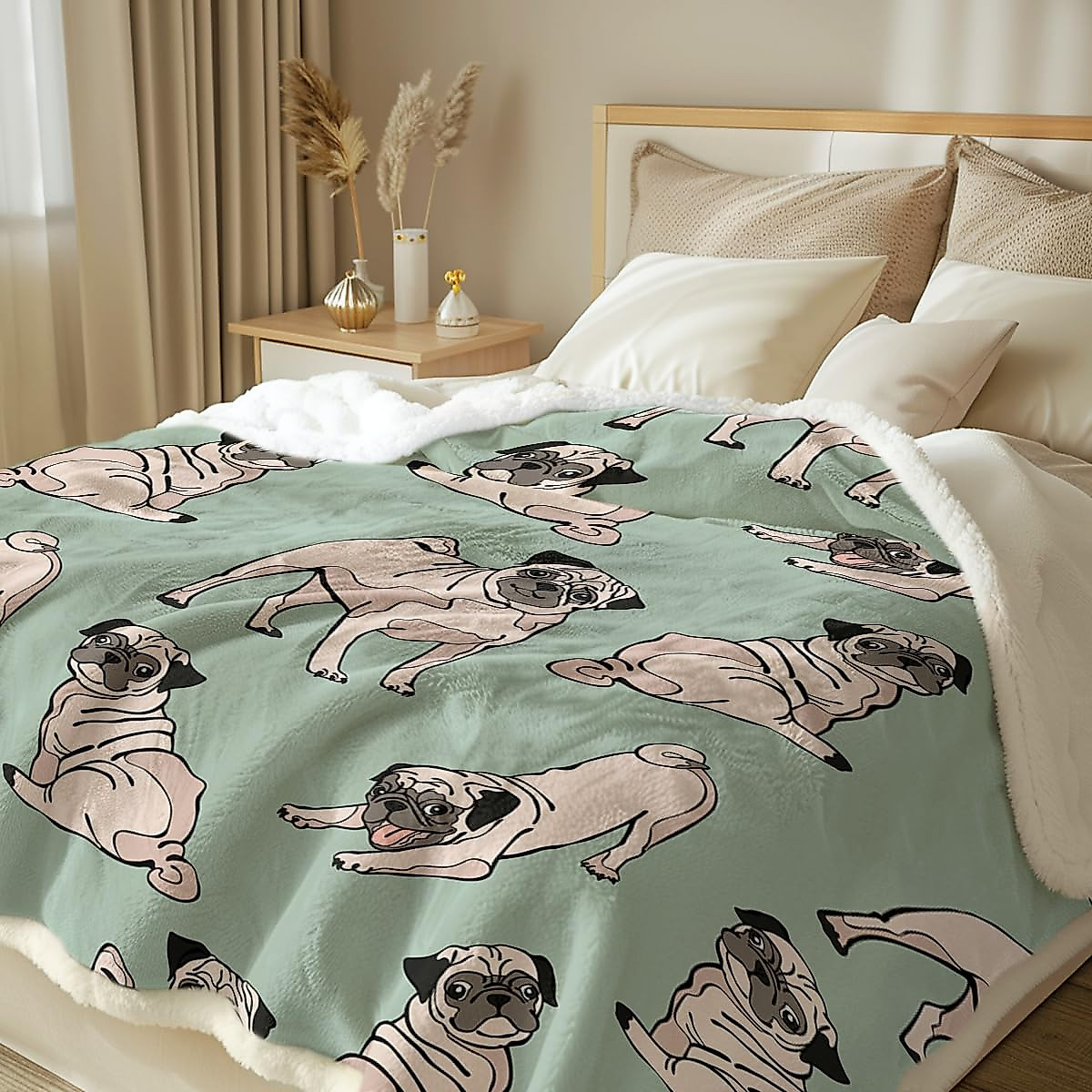 Sleepwish Pug Blankets for Kids Pug Fleece Throw Blanket Cute Pug Gifts for Girls Boys Soft Dog Animal Sherpa Blanket Pug Blankets and Throws for Couch Adults, Green (50" X 60")