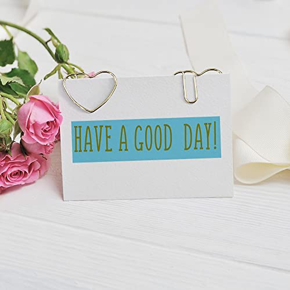 Betinyar 100 Pieces Paper Clips Cute, Love Heart Shaped Paper Clips, Metal Small Paper Clips, Bookmark Document Organizing Clip for School Office (Gold)