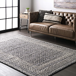 nuLOOM Elodie Distressed Diamonds Accent Rug, 3x5, Grey