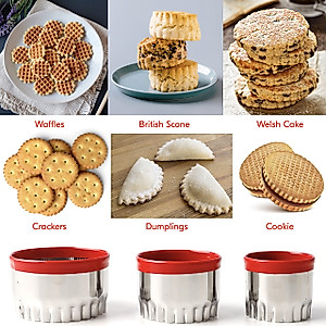 3Pcs Large Biscuit Cutter 3", 4", 5", Fluted Round Cookie Cutters for Baking, Sandwiches Cutter, Scone Cutter, Coated with Soft PVC for Protection