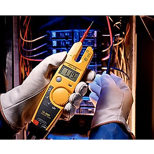 Fluke T5-1000 Voltage, Continuity and Current Tester, OpenJaw Design For Current Measurements Without Metallic Contact, Includes Detachable Slim Reach Probe Tips, Auto Selects AC or DC Voltage