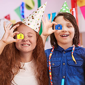 ArtCreativity Mini Plastic Animal Camera Viewers, Set of 12, Children’s Pretend Play Prop with Images in Viewfinder, Fun Birthday Party Favors, Goodie Bag Fillers, Holiday Prize for Boys and Girls