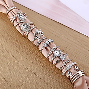 15pcs Vintage Star & Moon Knuckler Ring Silver Joint Knuckle Ring Set for Women and Girls, Midi Ring Bohemian Knuckle Ring Sets Fashion Finger Vintage Silver Stackable Rings Knuckle Midi Rings Silver