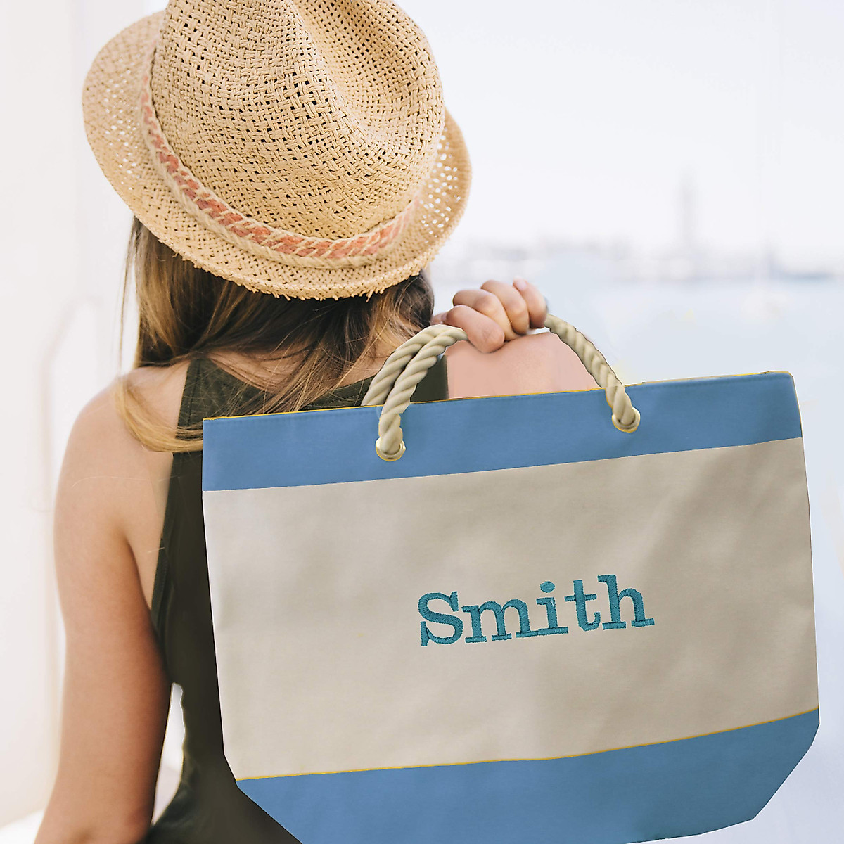 The Wedding Party Store Monogrammed Beach Tote Bag with Zipper, Pockets, Name or Initial - Custom Personalized (Royal Blue)