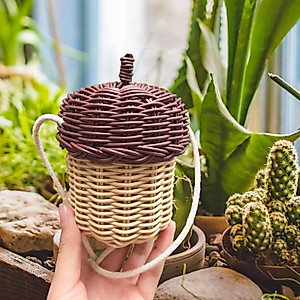 FQQWEE Acorn Shaped Basket Rattan Storage Basket with Lid Handmade Wicker Basket Cute Shoulder Crossbody Basket Bag Decorative Woven Basket for Girls Women(1pcs-Beige Brown)