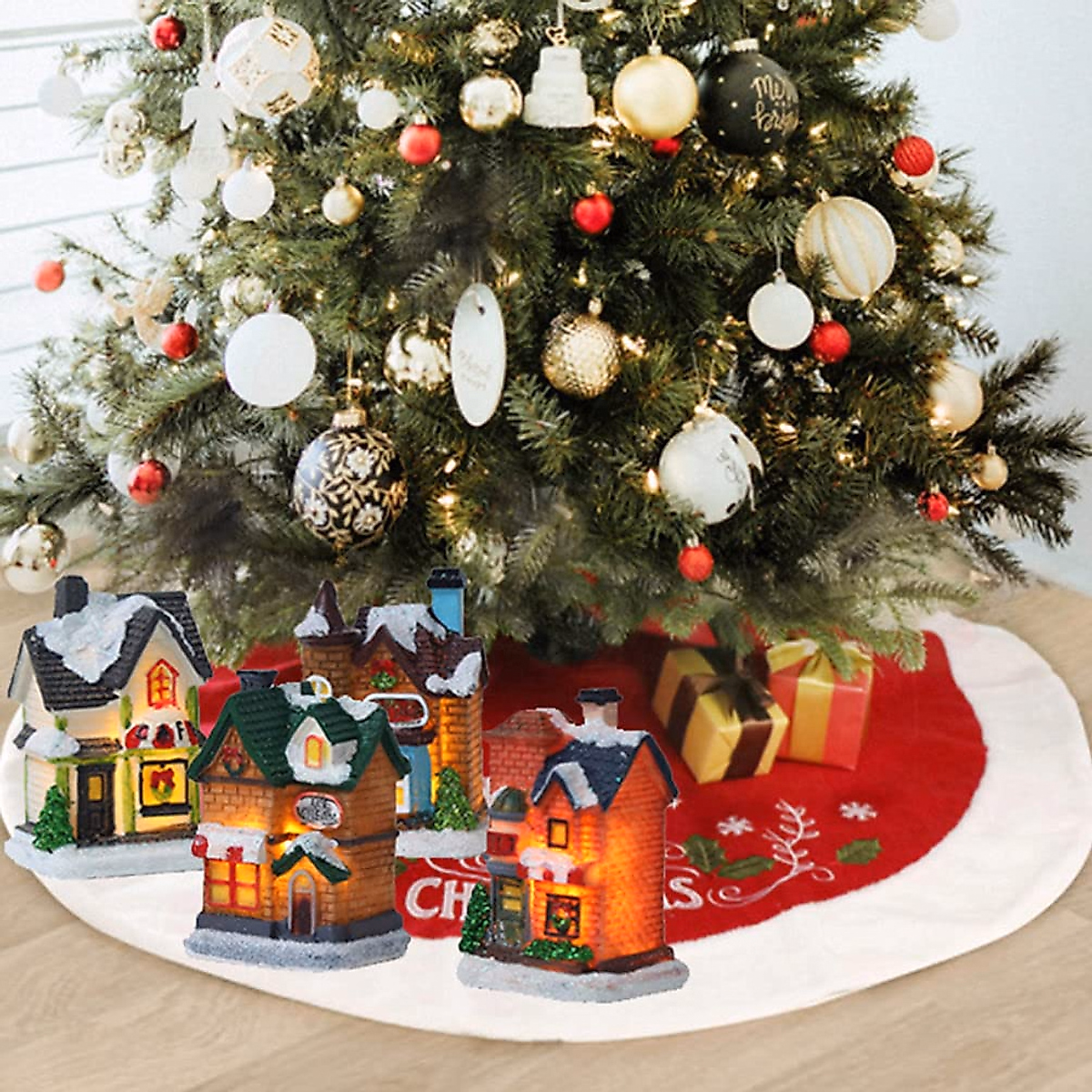 SEWACC 1Set Luminous House Ornament Christmas Cabin Decor Light up Christmas Village Santa Claus Ornaments Home Decorations Xmas Party Decor Desktop Resin Wooden House