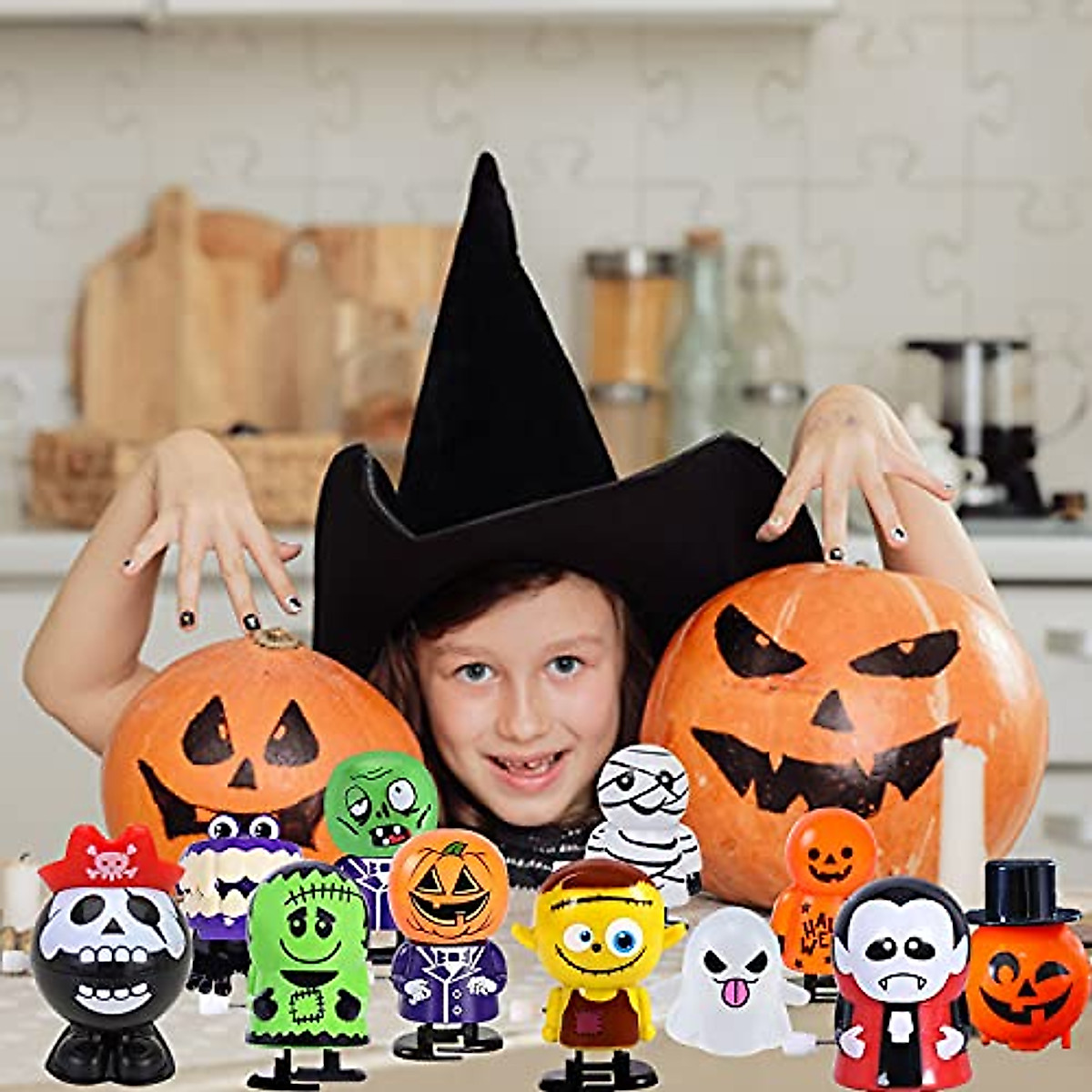 Uniqhia Halloween Wind-up Toys, 15PCS Clockwork Toys Supply for Party Favors Boys Girls Kids