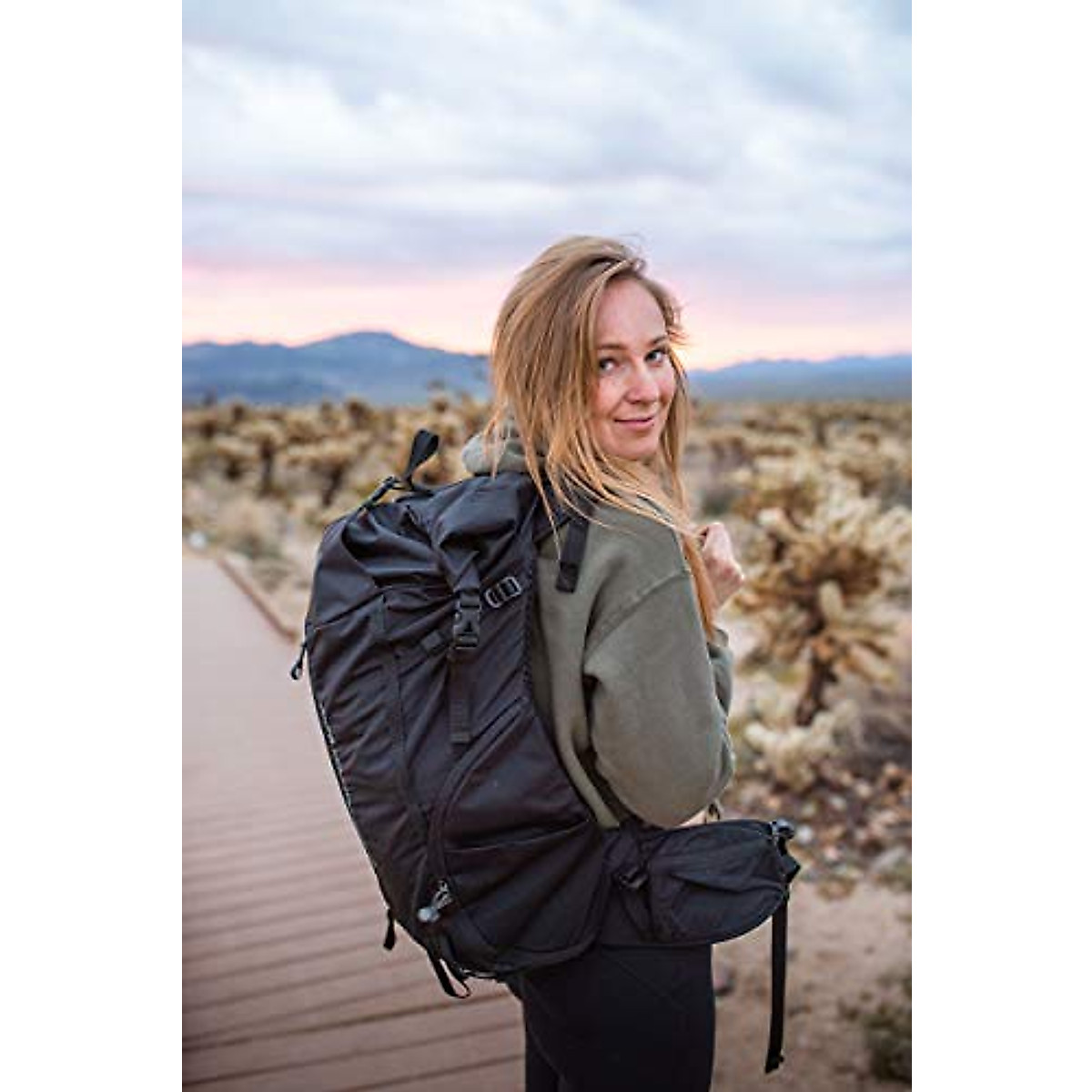 ALPS Mountaineering Black, 35-45L