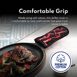 New Star Foodservice 1028744 Commercial-Grade Hot Skillet Handle Cover Holder, Hot Handle Holders/Mitts, Red Peppers Pan Cotton Handle Sleeve, Set of 6