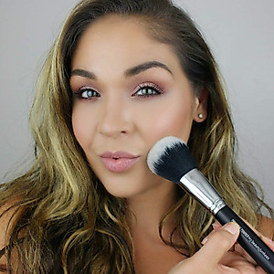 Large Finishing Powder Makeup Brush - Big Fluffy Domed Powder Make Up Brushes for Full Face, Body Bronzer Contouring, Loose, Mineral, Compact, Translucent Powders, Soft Synthetic Vegan Cruelty Free