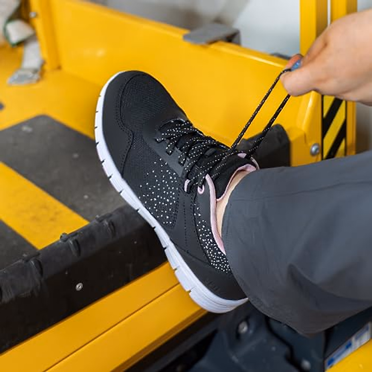 SPIEZ Lightweight Composite Toe Safety Shoes for Women, Non-Slip Puncture Proof Work Shoes for Ladies, Breathable Safety Toe Sneakers for Work and Daily Wear (Women Size 7) Black-Pink