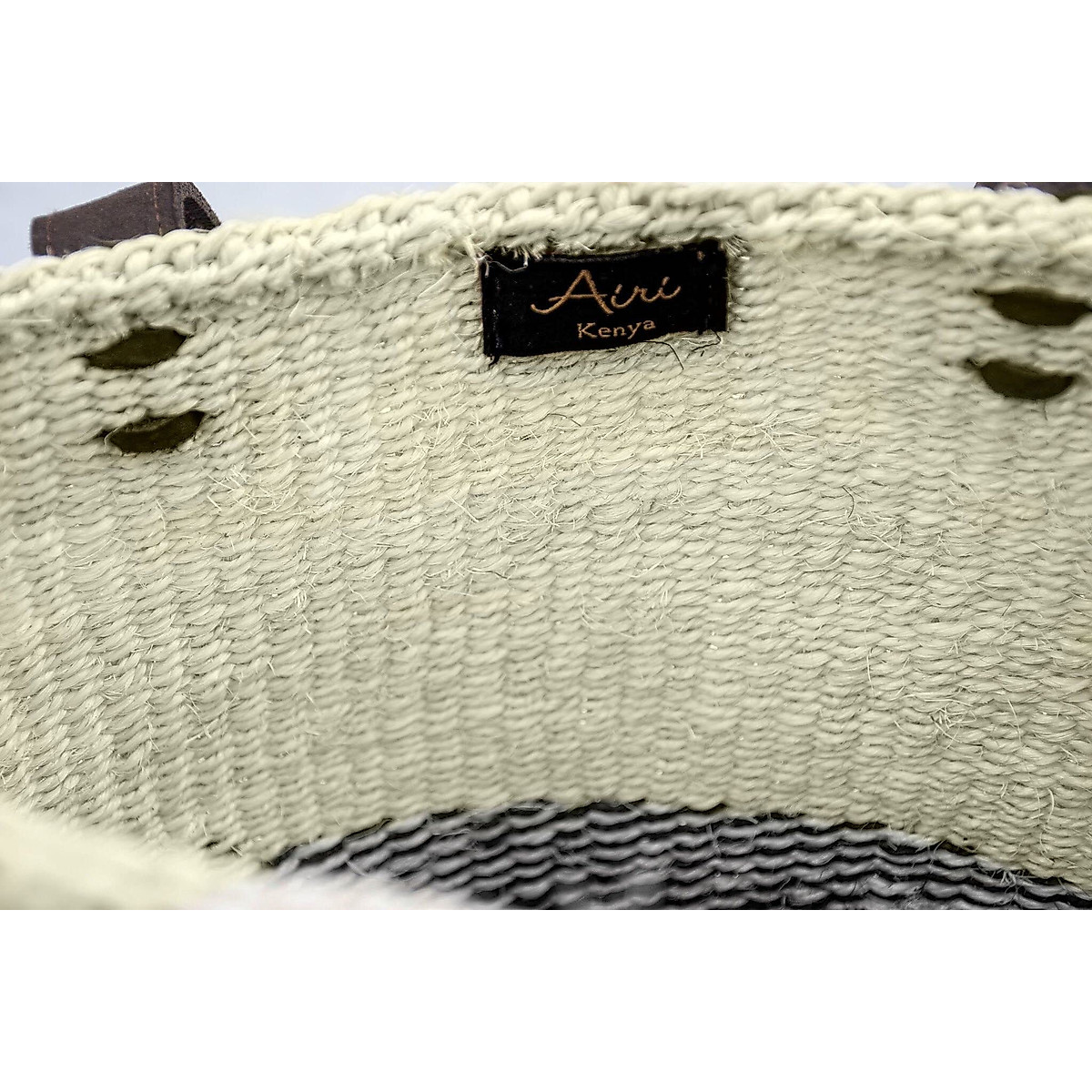 Airi Women's Miru Handwoven Natural Sisal Shoulder Bag Handmade In Kenya