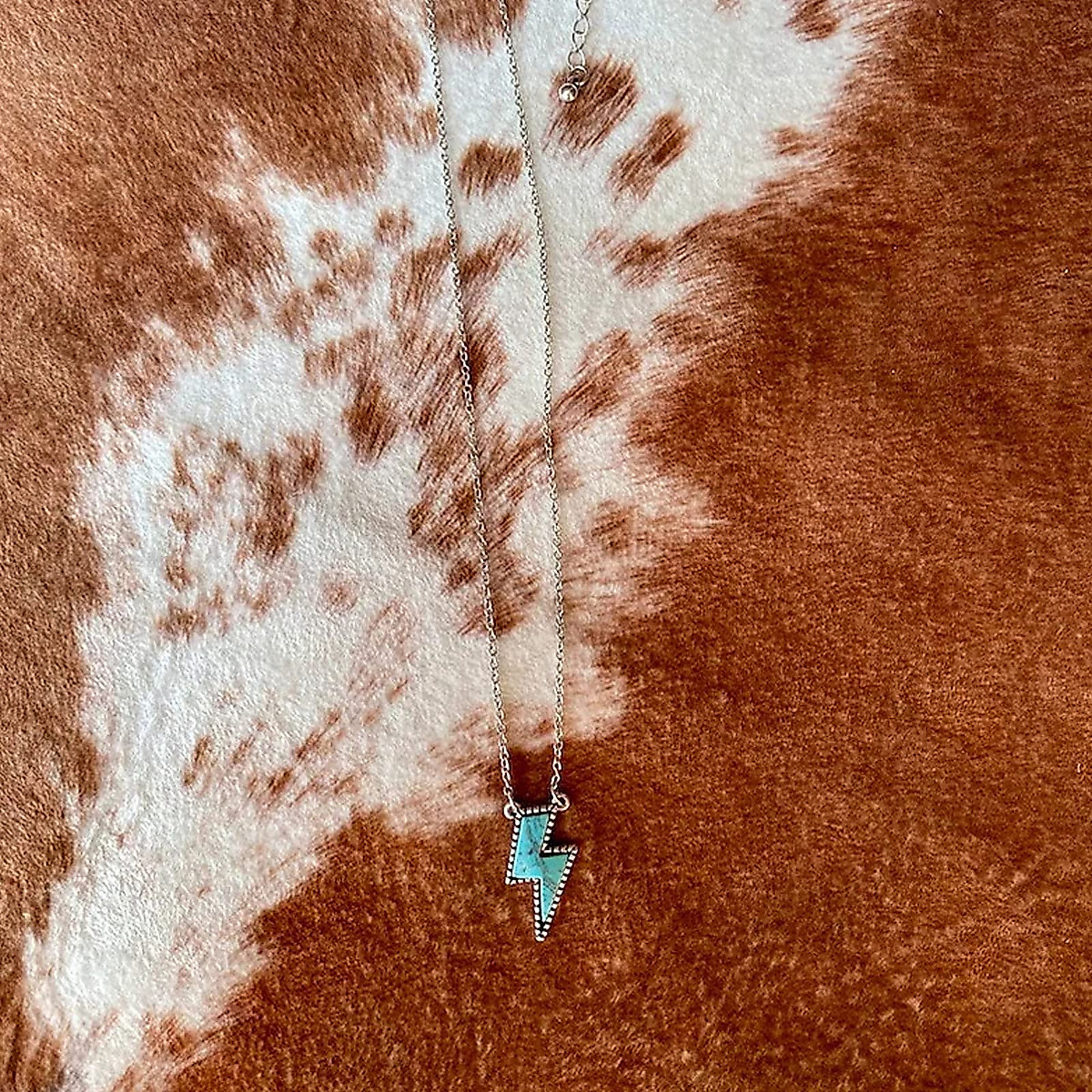 EVKILKJS Lightning Bolt Necklace for Women Turquoise Neckalce Western Necklace Turquoise Lightning Necklace Turquoise Jewelry Western Jewelry for Women