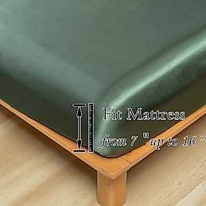 Revdomfly 4 Pcs Luxury Silky Soft Olive Green Satin Sheet Set,1 Premium Moisture Wicking Fitted Sheet Fits Up to 16 Inches Deep Pocket + 1 Flat Sheet + 2 Pillowcases（Olive Green, California King）