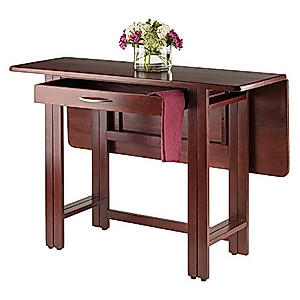 Winsome Taylor Dining, Walnut