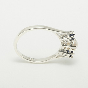 LetsBuyGold 925 Sterling Silver Cultured Pearl & Sapphire Womens Band Ring - Size 7