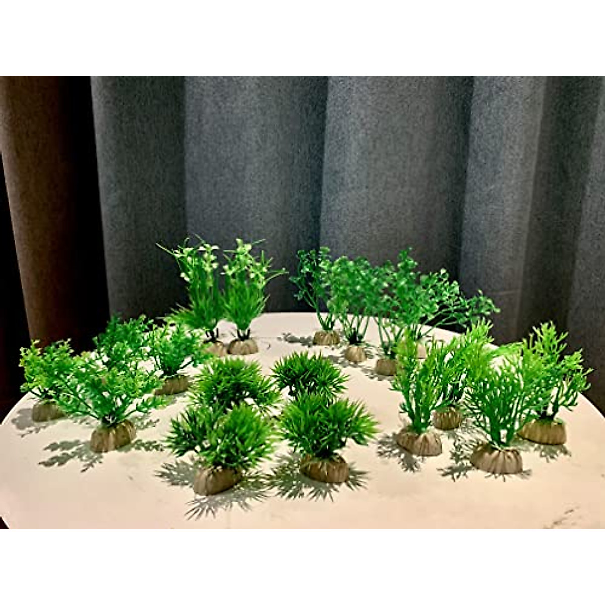 Ctpeng 23 Pcs Aquarium Plants Plastic,Artificial Fish Tank Plant for Aquarium Decoration (Green and White)