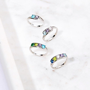 EVE'S ADDICTION Custom Women's Sterling Silver 3 Stone Birthstone Ring, Sizes 8 - Mother's Ring - Personalized Ring for Her - Birthstone Jewelry - Gift for Mom - Gifts for Mom