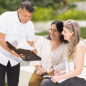 Christian Art Gifts Men's Classic Bible Cover The Lord is My Strength Lion Exodus 15:2, Brown Faux Leather, Large