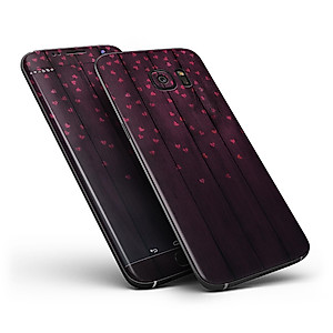 Design Skinz Design Skinz Falling Micro Hearts Over Burgundy Planks of Wood Full-Body Wrap Decal Skin-Kit for The Galaxy S8 Plus