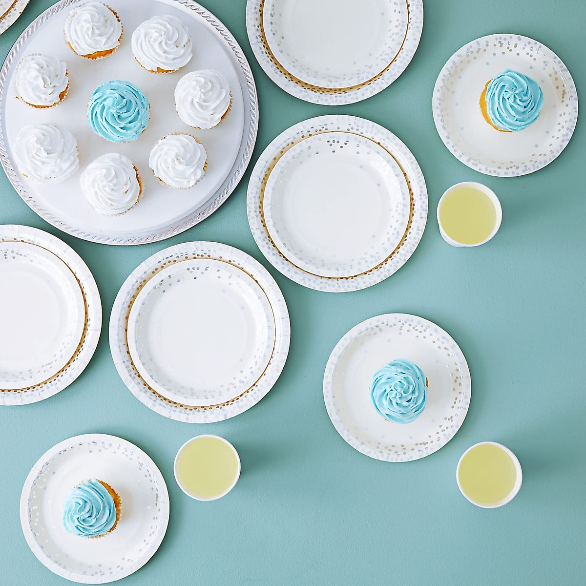 Juvale Serves 50 Silver Party Supplies - 150 Piece Disposable Paper Dinner Plates, Dessert Plates and Cups for Wedding, Birthday Party Table Decorations