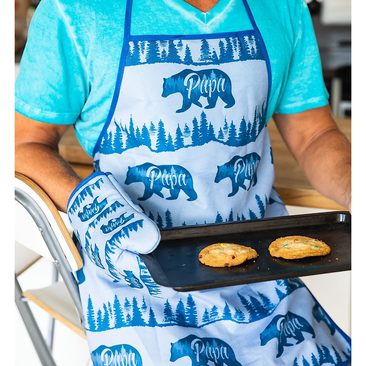 Papa Bear Funny Fathers Day Cooking Forest Graphic Novelty Kitchen Accessories Funny Graphic Kitchenwear Dad Joke Funny Animal Novelty Cookware Blue Oven Mitt
