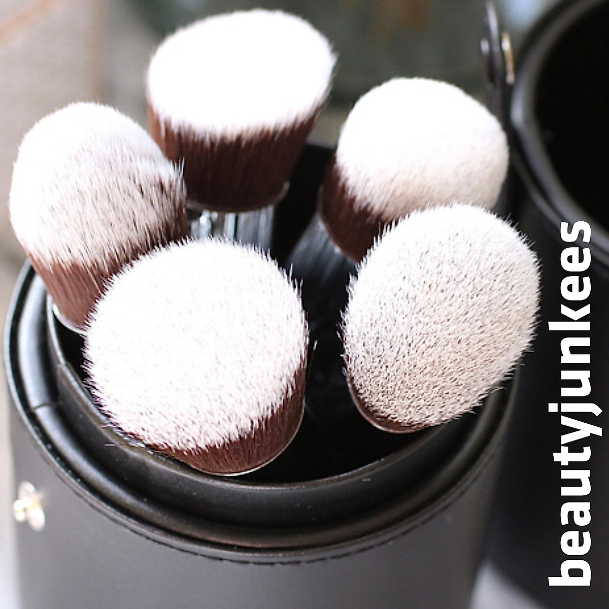 Mineral Powder Foundation Makeup Brush: Round Top Kabuki, Soft Dense Synthetic Bristles for Applying Loose Compact Pressed Translucent Minerals, Setting, Finishing, Buffing Liquid, Cream, Cruelty Free
