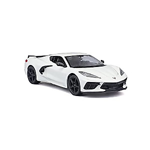 Maisto 1:24 Assembly Line 2020 Chevrolet Corvette Stingray Coupe, White
