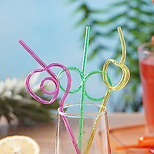 Crazy Straws,24 Pcs Silly Straws for Kids &Adults,Reusable Plastic Loop Curly Crazy Drinking Straws for Classroom Activities Valentines Day Gift Christmas Birthday Wedding Party Supplies Decoration