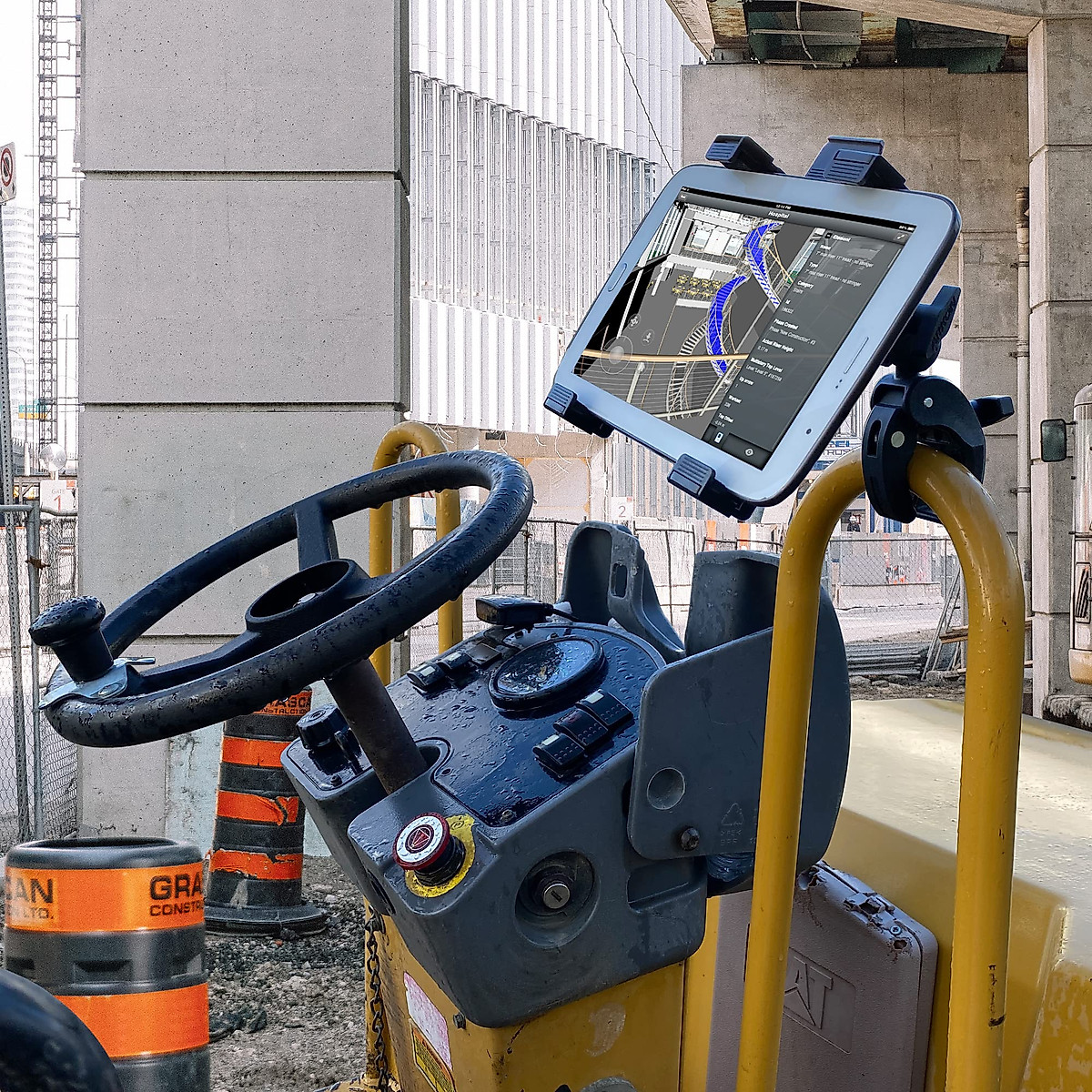 iBOLT TabDock Bizmount Clamp Heavy Duty Post/Pole Mount for Stationary Bikes, Gym Equipment, Treadmills, Ellipticals, Carts, Wheelchairs, Hospital Patient Care Etc. for All 7-10 inch Tablets