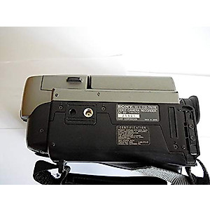 Sony CCD-TRV11 8mm Handheld Camcorder Bundle w Remote Control/Power Supply and A/V Cables