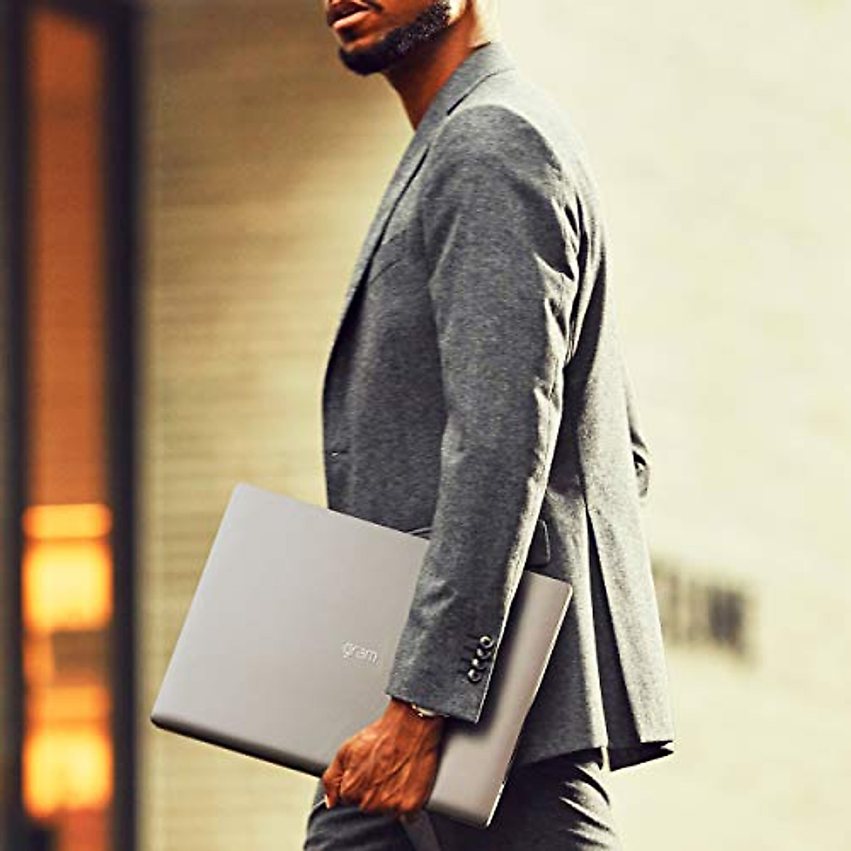 LG Gram 17Z90N Laptop 17" IPS Ultra-Lightweight, (2560 x 1600), 10th Gen Intel Core i5 , 8GB RAM, 512GB SSD, - Dark Silver