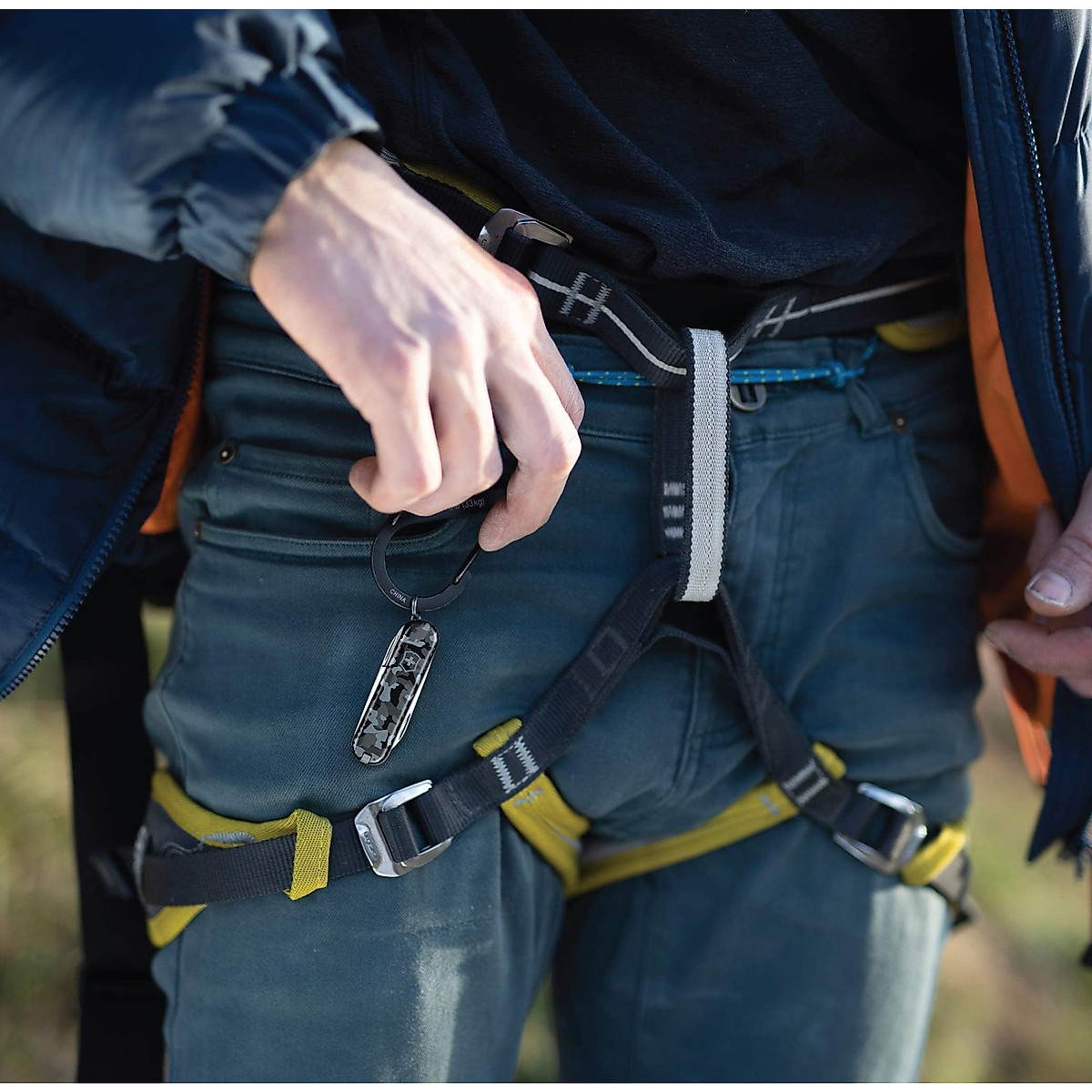 Victorinox 0.6223.942-X2 Classic Sd Navy Camo 58mm The Compact Tool for a Pre-Meeting Manicure or Trimming Loose Thread in Navy Camo 2.3 inches